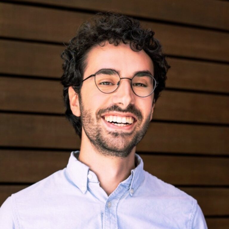 What is microblogging? A comprehensive guide with expert insights, tips ...